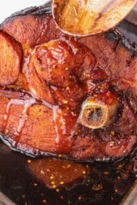 Spicy Maple Glazed Ham with Honey and Brown Sugar – Easy Holiday Ham Recipe